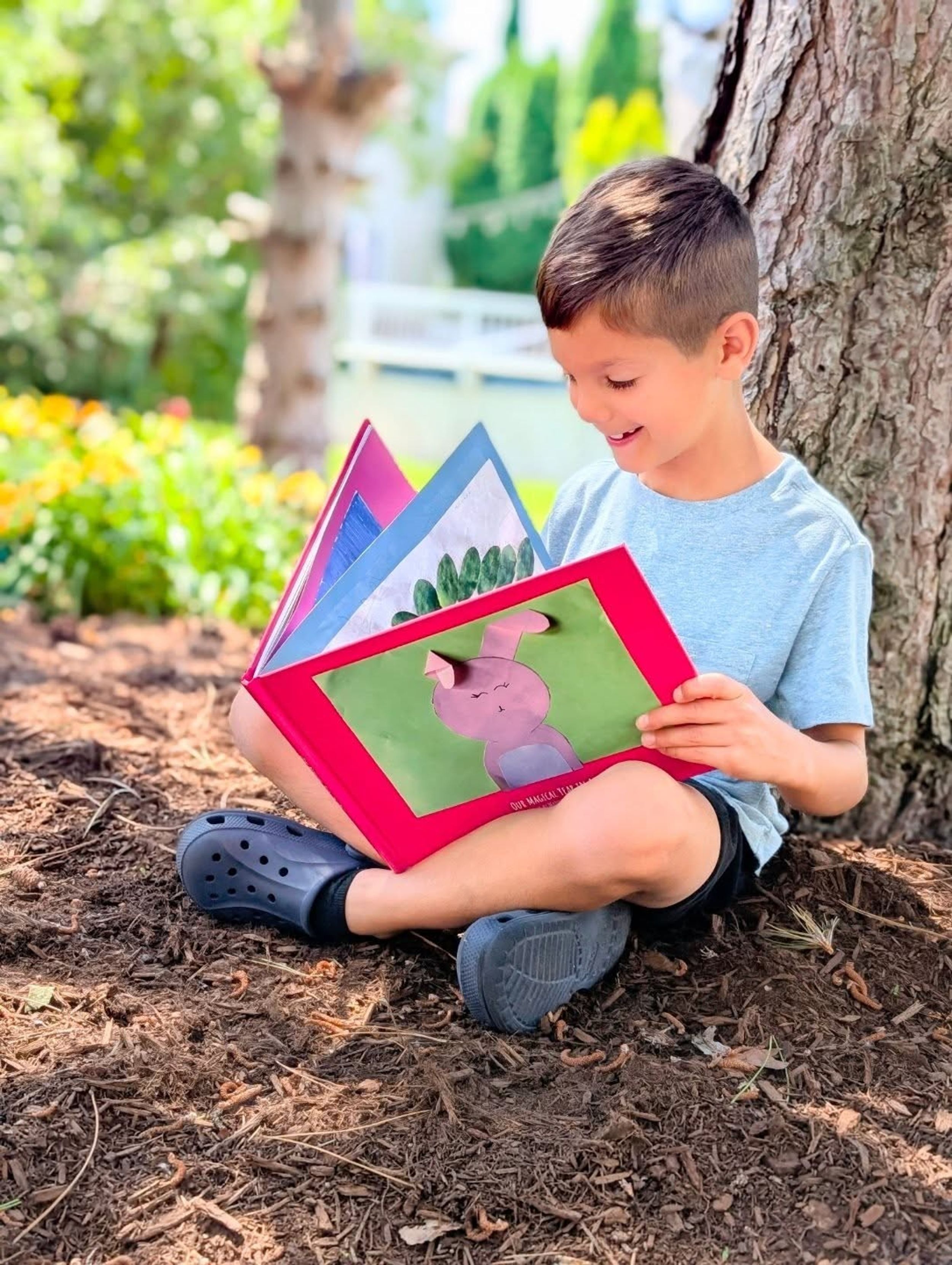 Thumbnail: A kid enjoying his large Scribble Art book